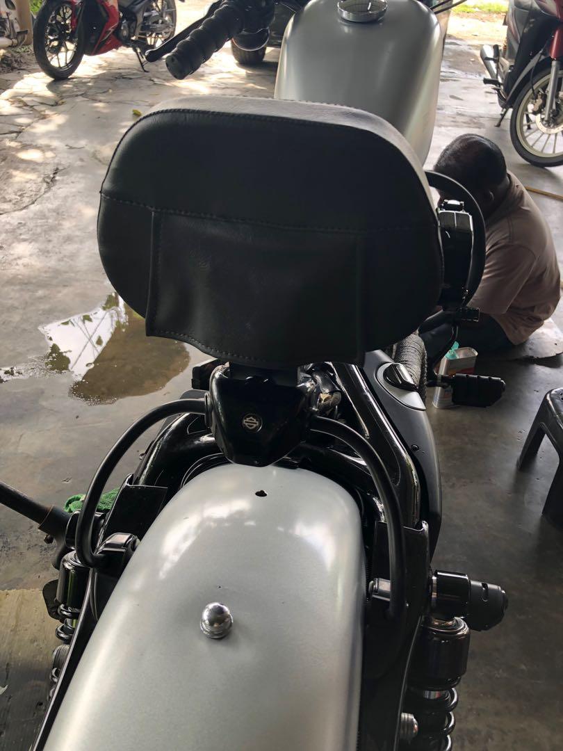 Harley Davidson sportster back rest, Motorbikes on Carousell