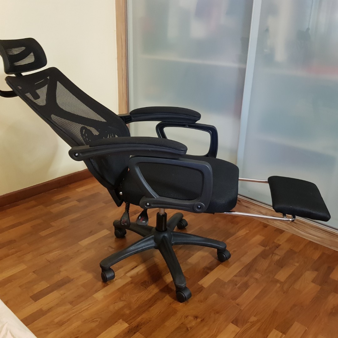 Reclined Office Chair + Leg rest!, Furniture, Tables & Chairs on Carousell