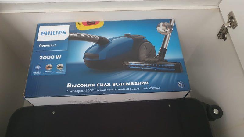Philips PowerGo 2000 W vaccum cleaner, TV & Home Appliances, Vacuum ...