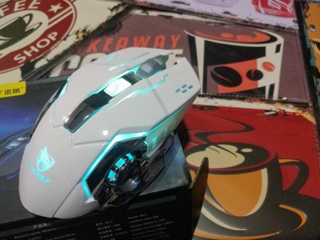 alienware wireless mouse white