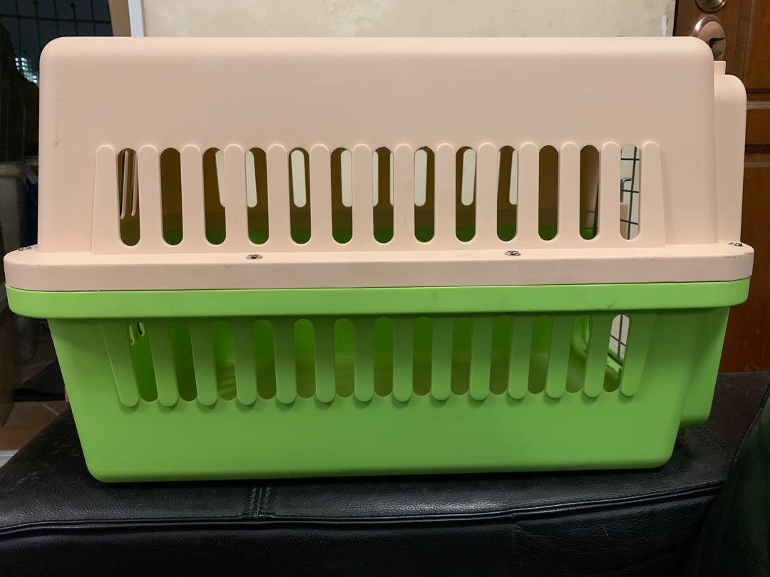 Pet carrier/ cage, Pet Supplies, Homes & Other Pet Accessories on Carousell