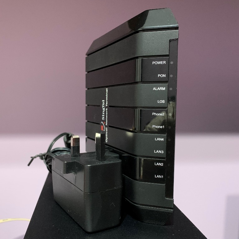 ONT - ZTE GPON Model ZXA10 F620GV3, Computers & Tech, Parts ...