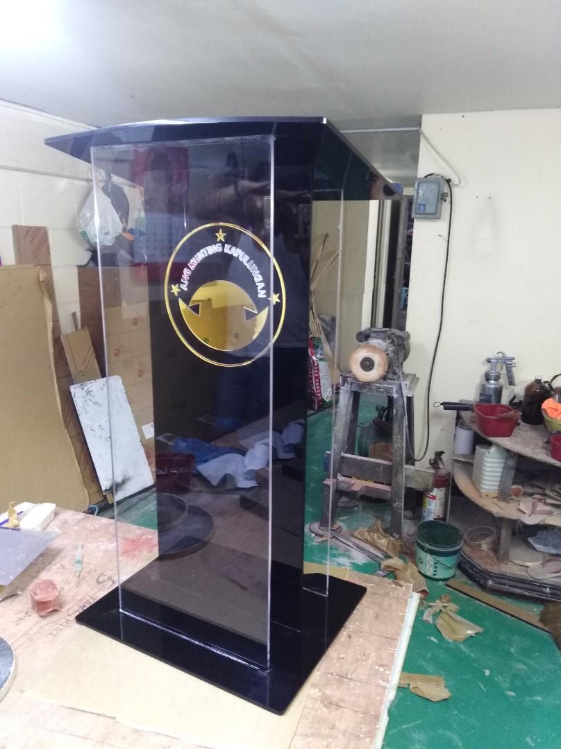 Acrylic Wood Podium Lectern Rostrum Pulpit, Furniture & Home Living ...