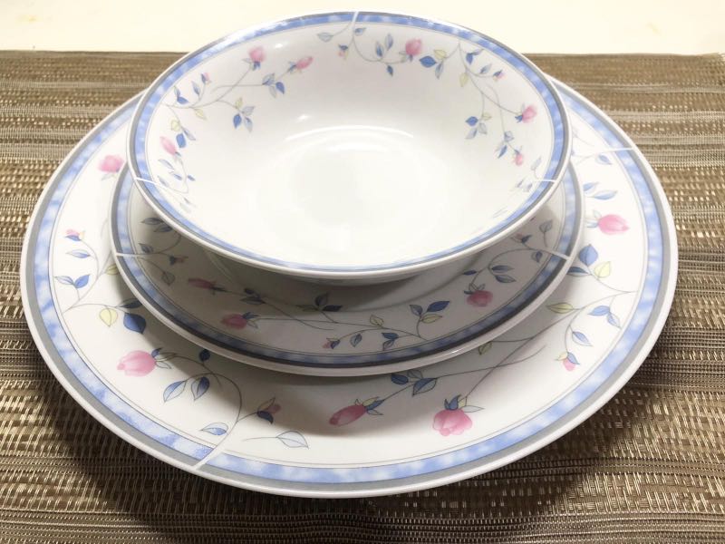 Complete Set! Vintage Stoneware / Fine Porcelain Florete by Sonata ...