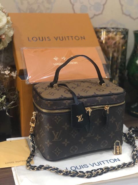 Louis vuiton lv box premium, Fesyen Wanita, Tas & Dompet di Carousell