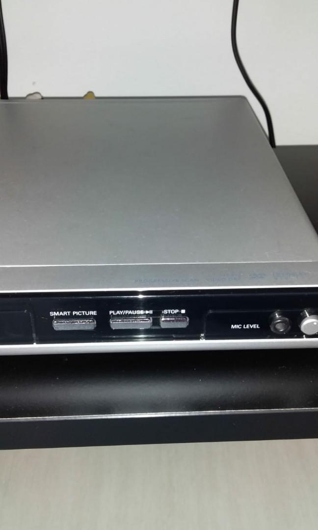 PHILIPS DVD/ CD/ VCD/ MP3 CD stereo player, Audio, Portable Music ...