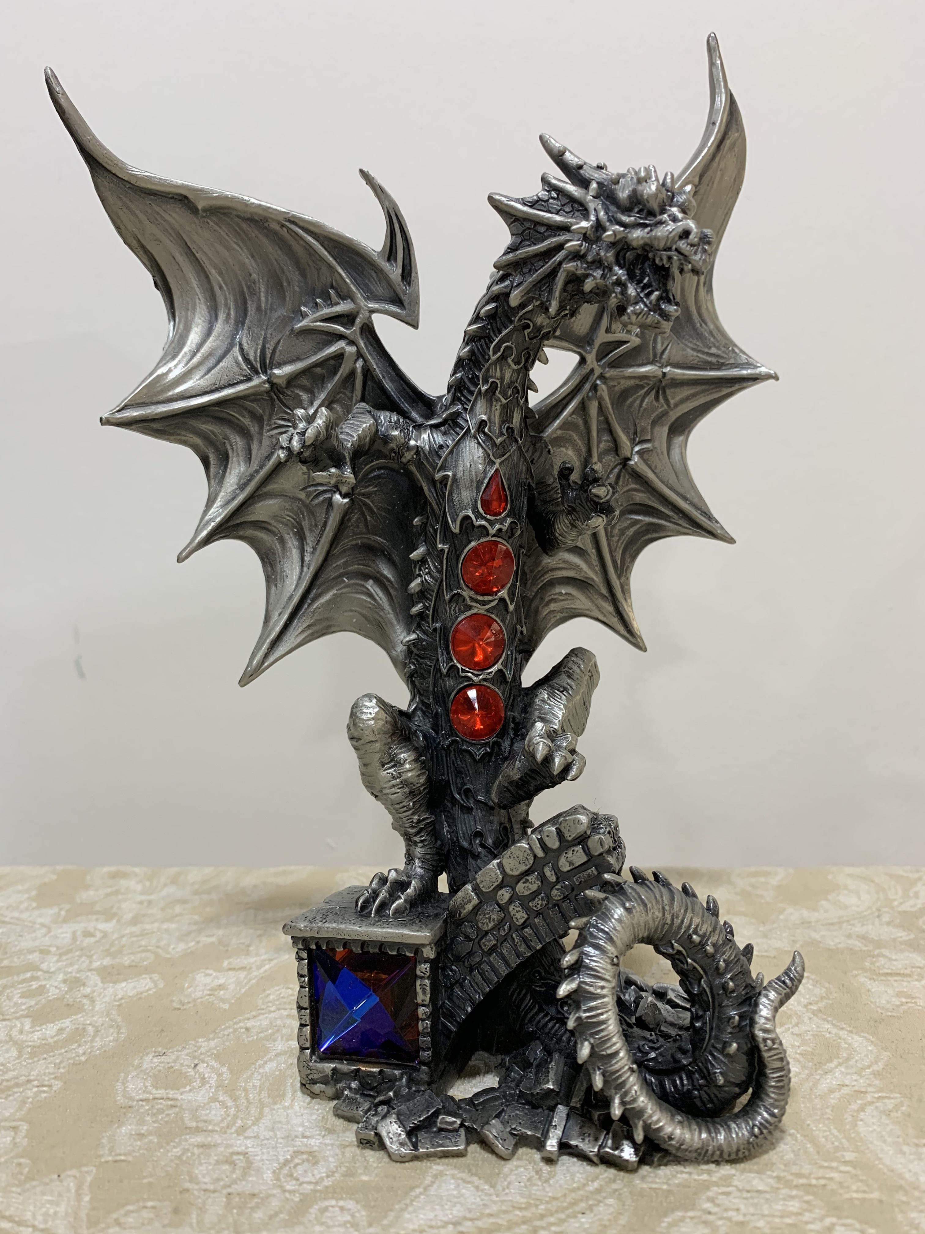 Pewter Dragon - The Sentry (Limited Edition), Hobbies & Toys ...