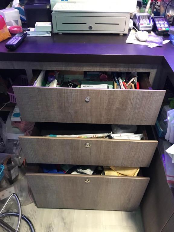 [USED] Retail Cashier COUNTER TABLE with Drawers, Cupboards, KEYS ...