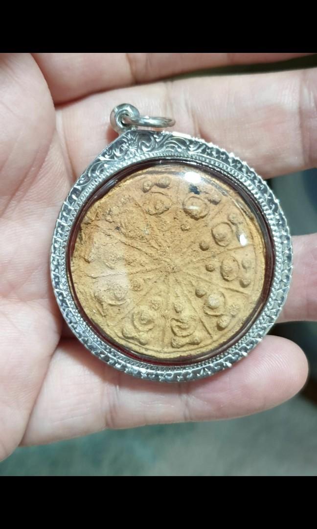 十方佛 Phra Ngob Namoil, Hobbies & Toys, Religious Items on Carousell