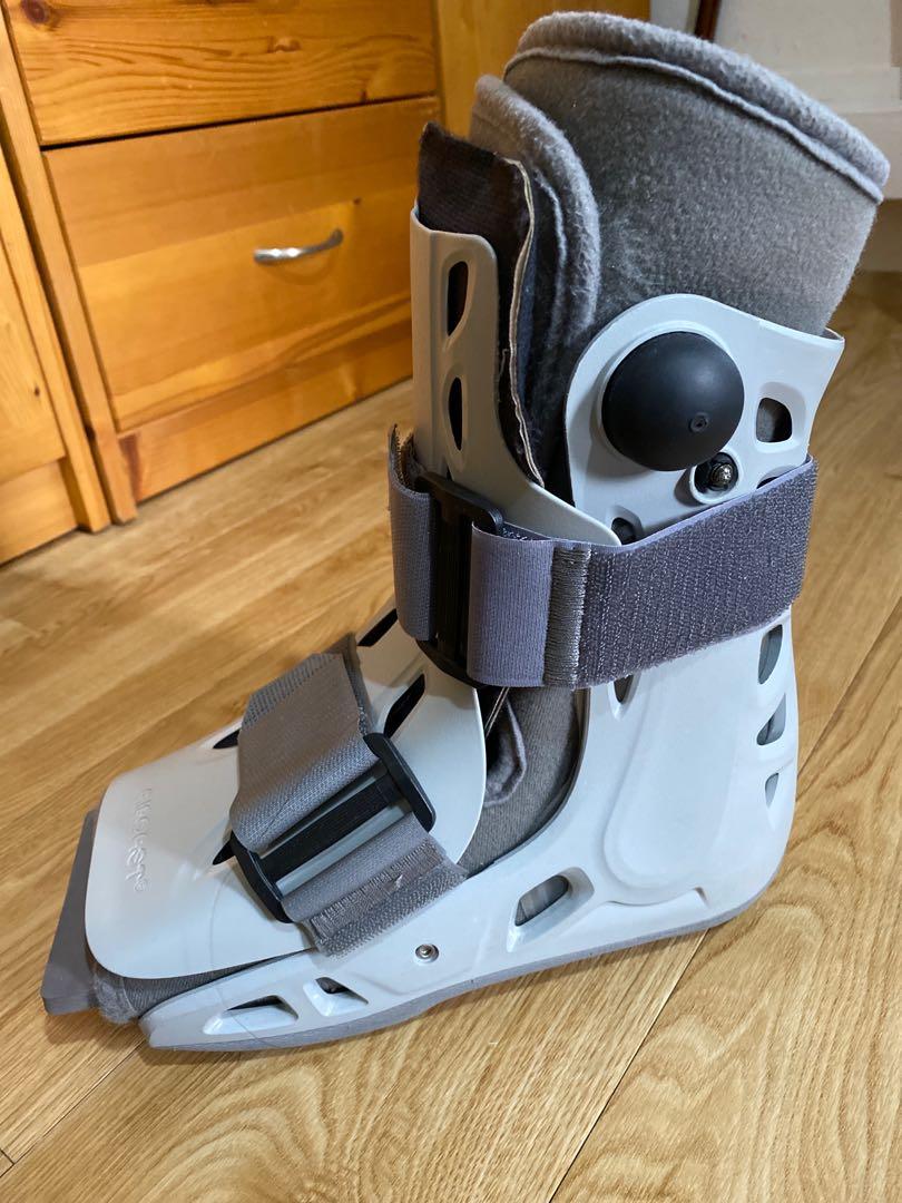 Aircast fracture boot, Health & Nutrition, Assistive & Rehabilatory ...