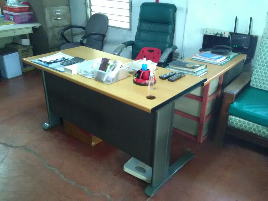 Double deck steel bed;Computer table;GLASS TABLE for 6 persons;NARRA TV ...