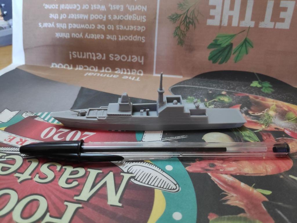 RSN Formidable Class Frigate (1:900 Scale), Hobbies & Toys, Toys ...