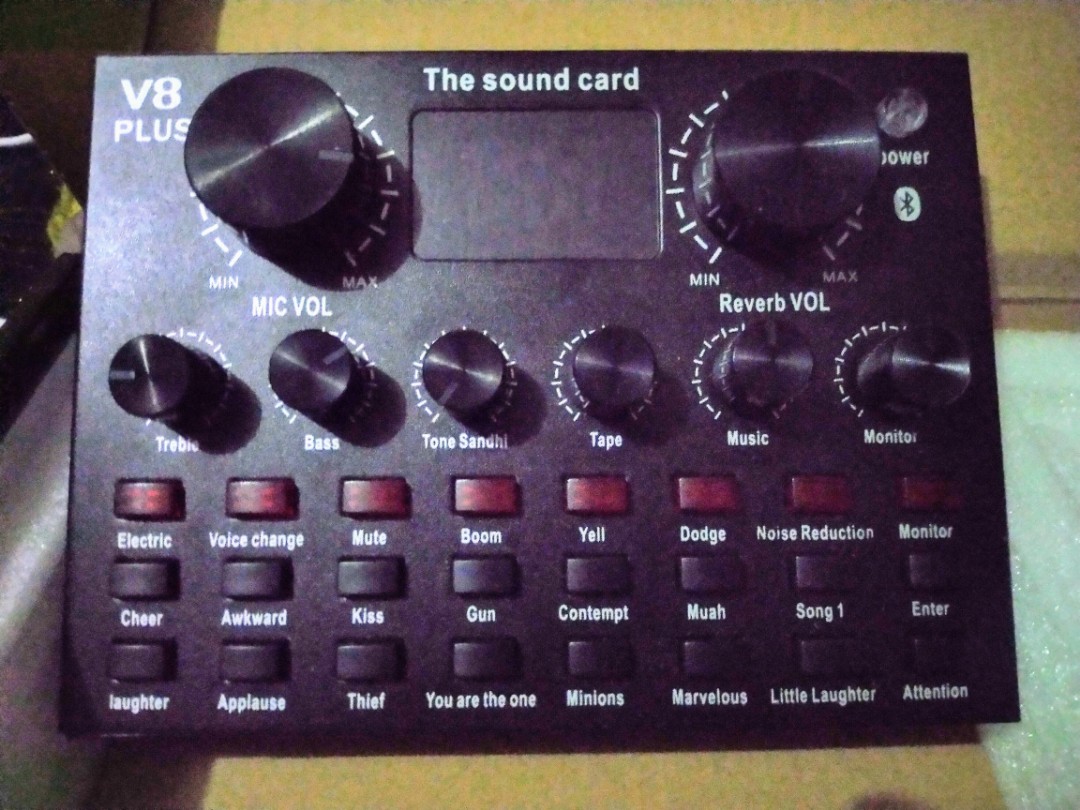 V8 Plus sound card, Hobbies & Toys, Music & Media, CDs & DVDs on Carousell