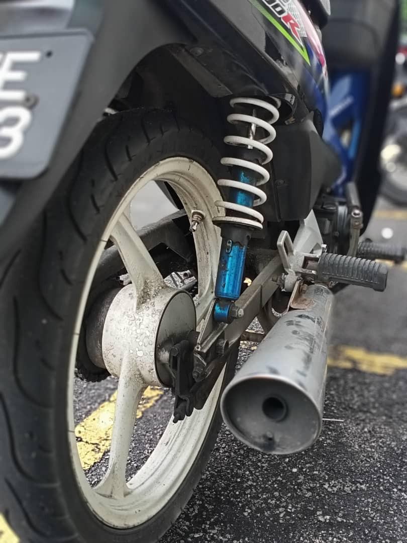 Honda wave 100R, Motorbikes on Carousell