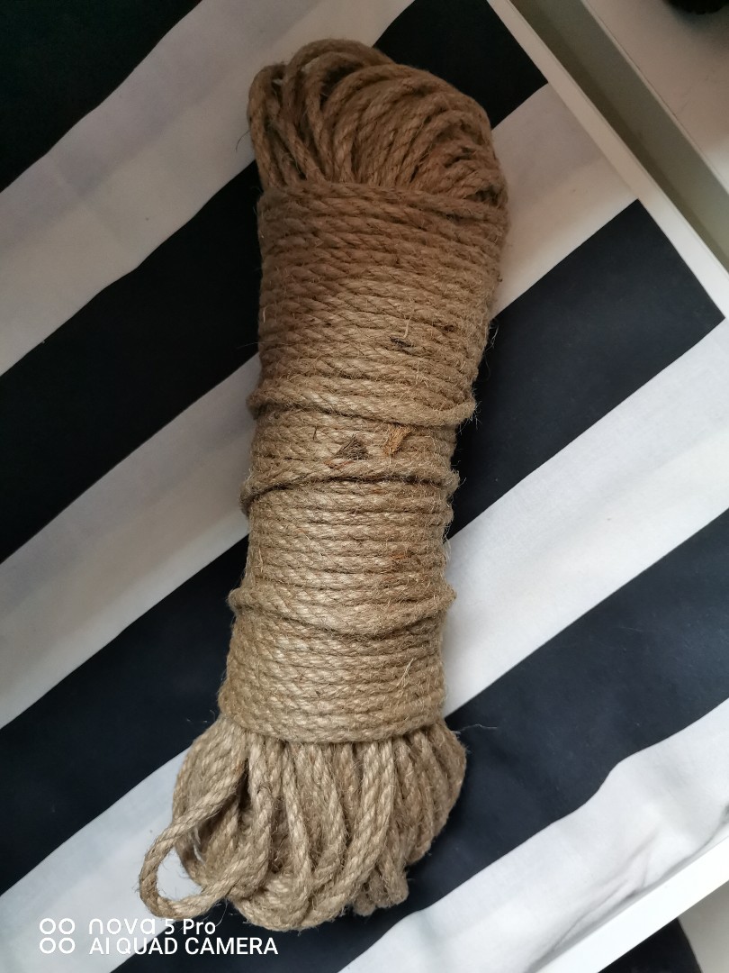 Sisal rope, Pet Supplies, Homes & Other Pet Accessories on Carousell