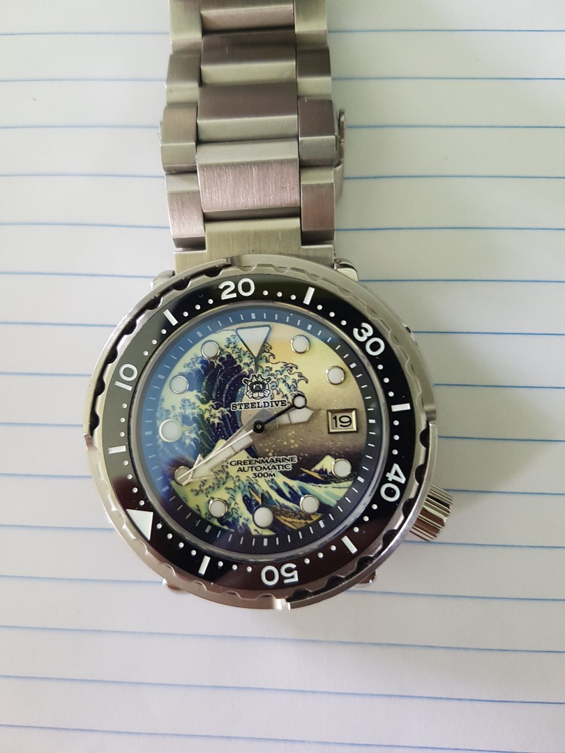 Diver homage seiko engine Kanagawa wave face, Mobile Phones & Gadgets ...