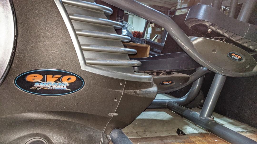 EVO REV 600 Elliptical Trainer, Sports Equipment, Other Sports ...