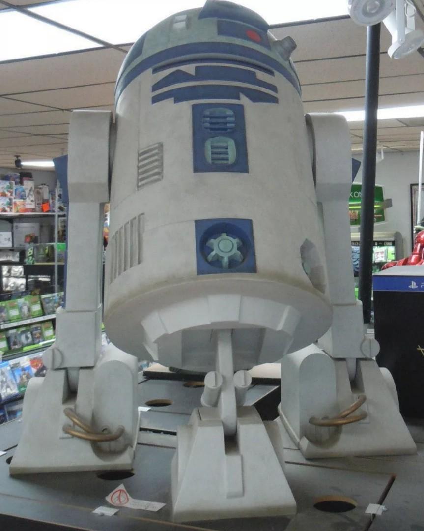 Gentle Giant R2D2 Life Size Monument Statue, Hobbies & Toys, Toys ...