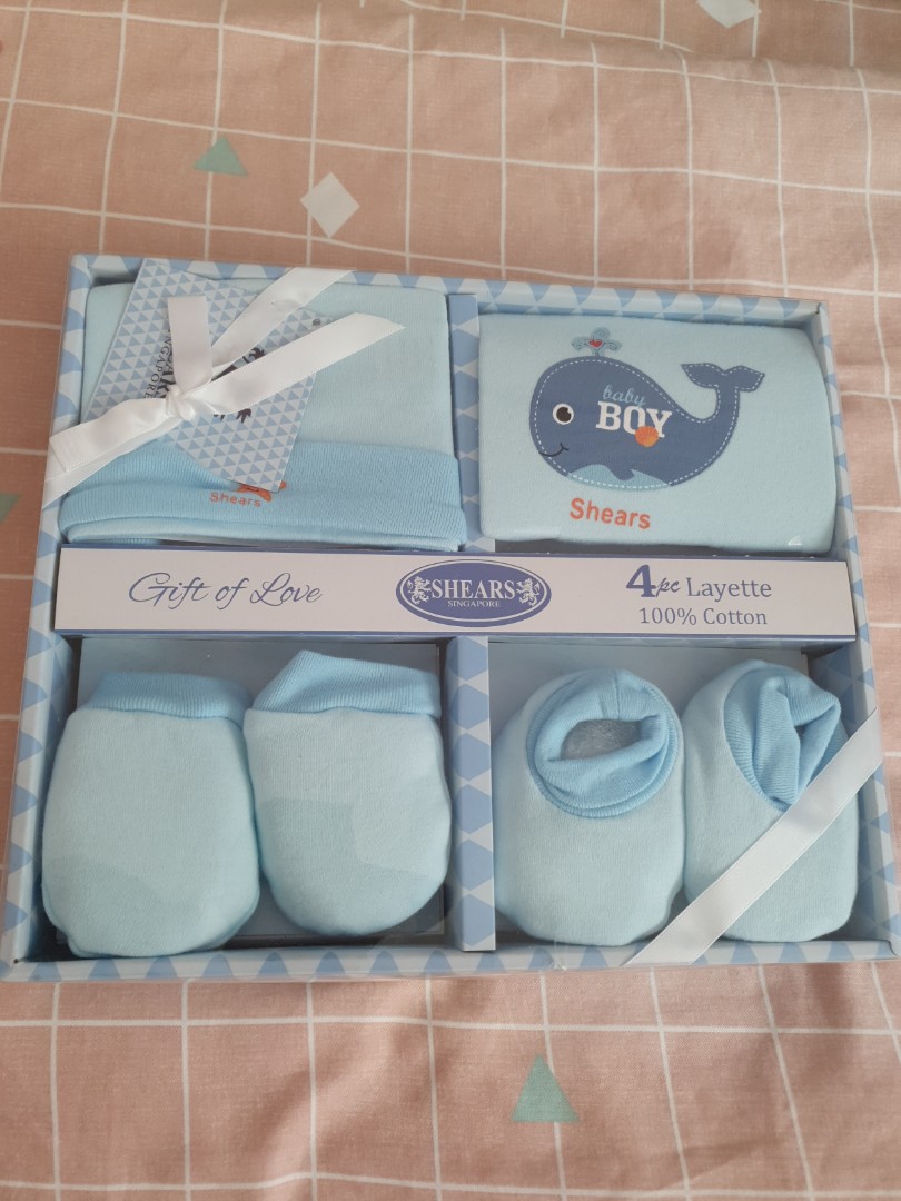 Newborn Gift Set (boy), Babies & Kids, Babies & Kids Fashion on Carousell