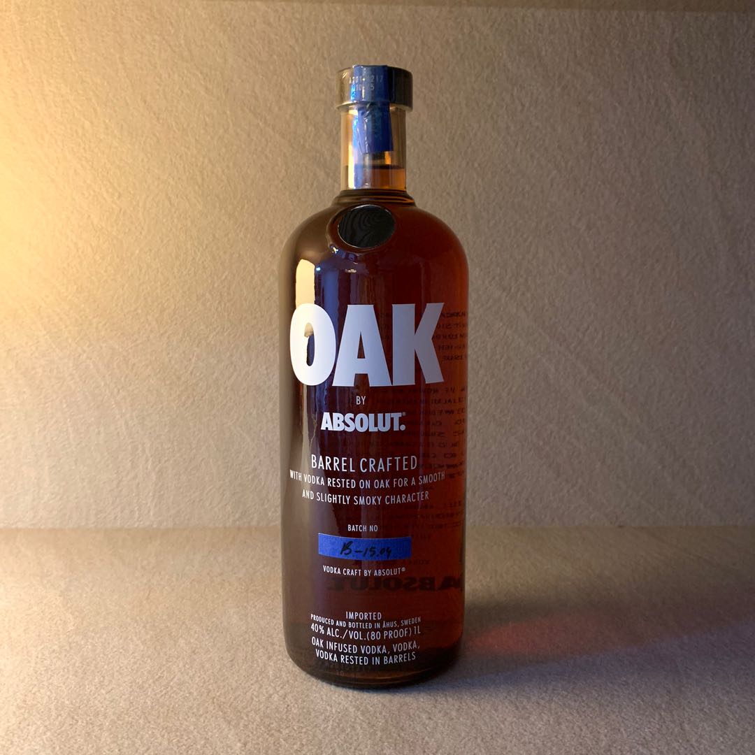 Absolut Vodka 1L - Oak, Food & Drinks, Alcoholic Beverages on Carousell