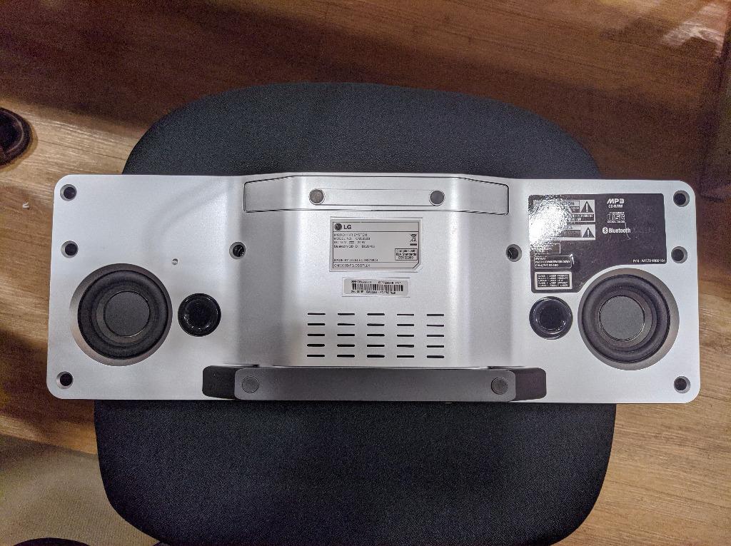 LG Micro Hi-Fi System (CM3330B) XBOOM CD Micro System Built-in ...