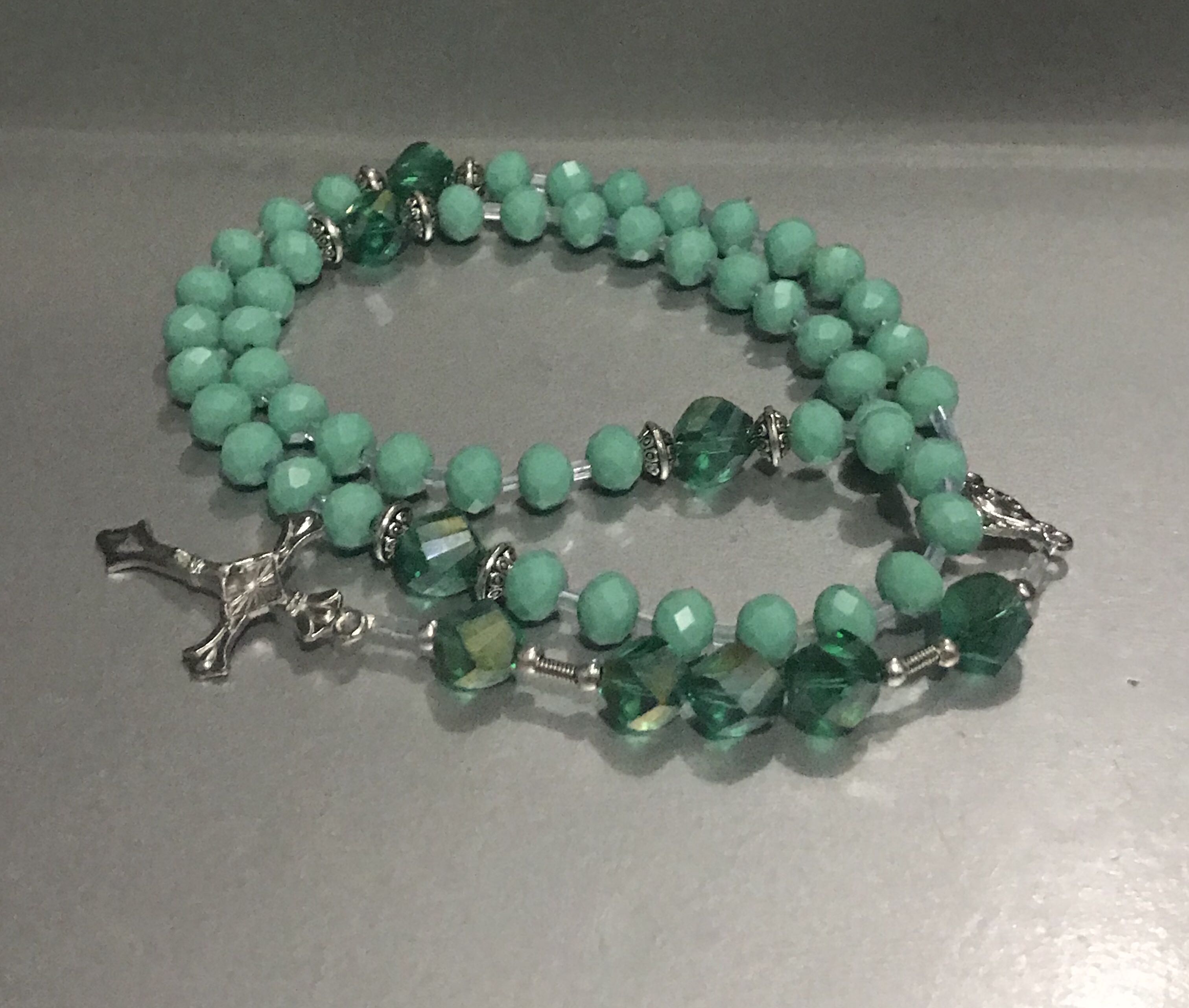Swarovski Crystal Chalk Green Twist Full Rosary, Hobbies & Toys ...