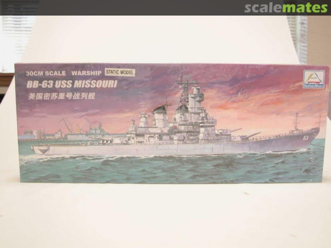 USS Missouri 1/700 (30cm)Ship Model Kit (MiniHobby models), Hobbies ...