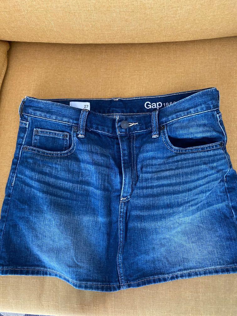 Authentic GAP Mini Skirt, Women's Fashion, Bottoms, Skirts on Carousell