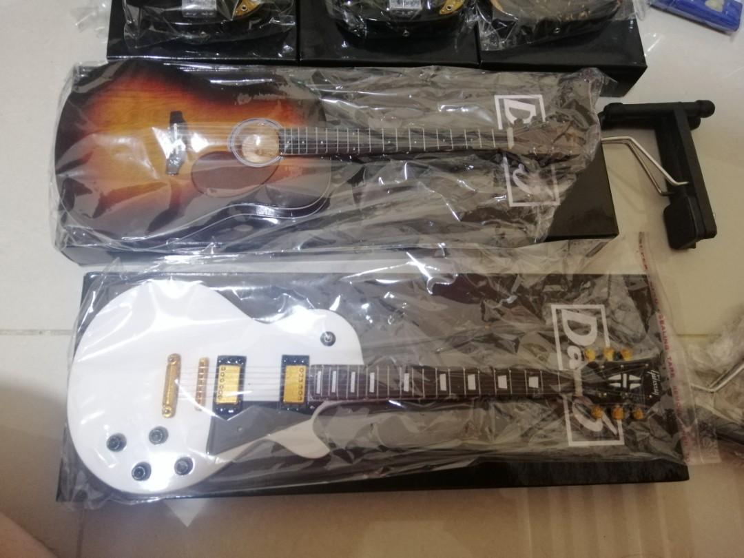 Day6 mini instruments, Hobbies & Toys, Memorabilia & Collectibles, K ...