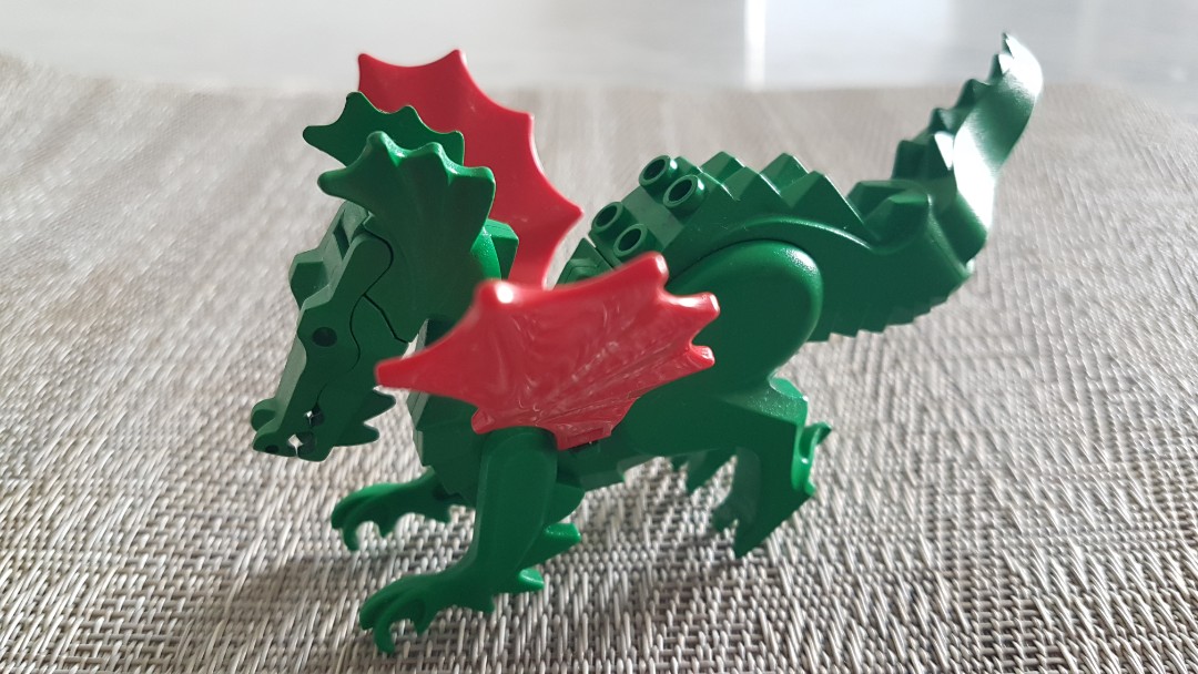 Lego green dragon minifigure, Toys & Games, Bricks & Figurines on Carousell