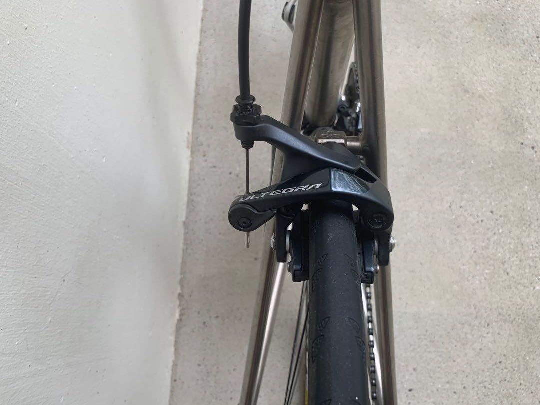 Lynskey R240 Titanium Road Bike (Full Ultegra R8000), Sports Equipment ...