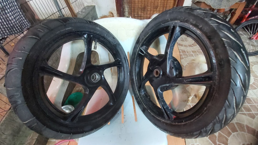 Mio Sporty Stock Mags kasama Gulong, Motorbikes, Motorbike Parts ...
