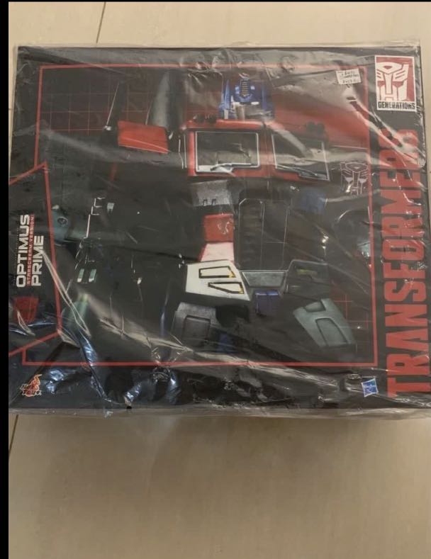 Optimus Prime Hot Toys - Starscream, Hobbies & Toys, Toys & Games on ...