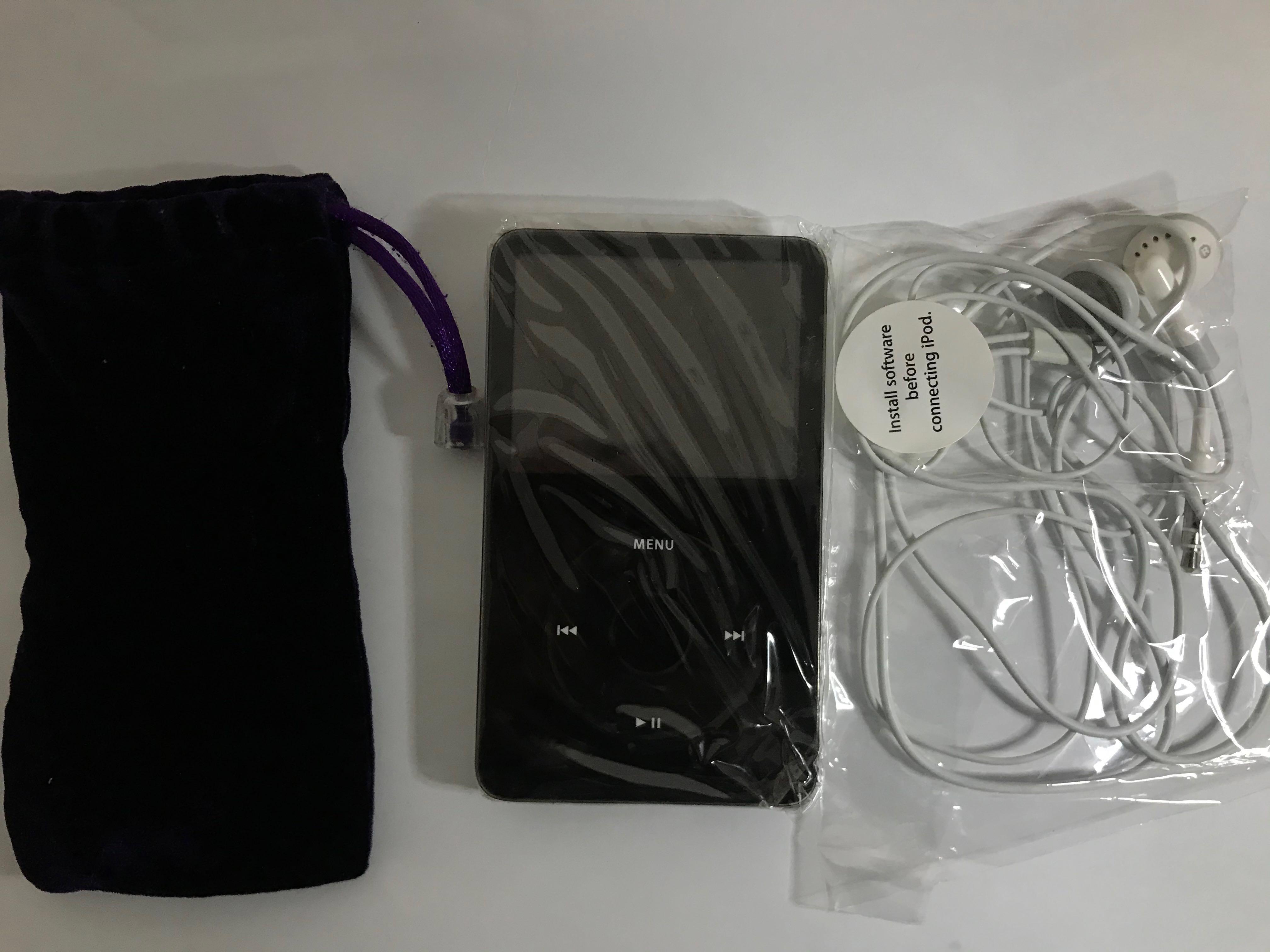 iPod Collector’s Classic U2 Edition 30Gb. New sealed (PA149LL/A), Audio ...