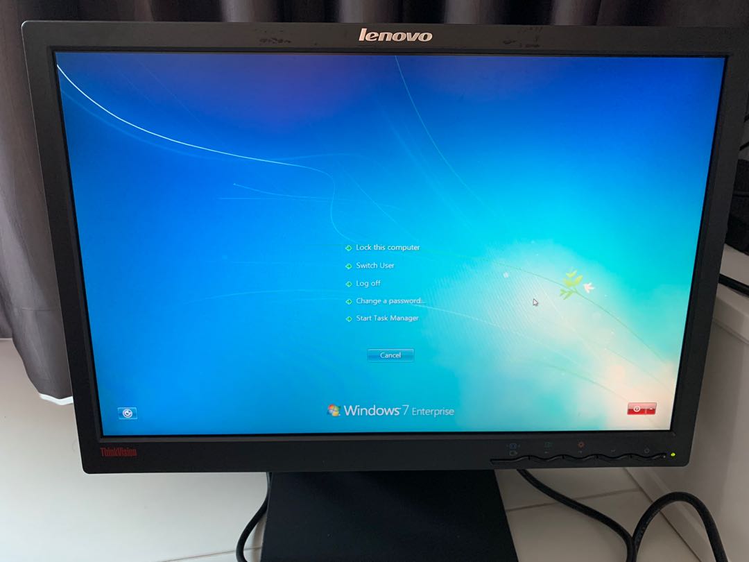 Lenovo Thinkvision L197 19”inch LCD monitor, Computers & Tech, Parts ...