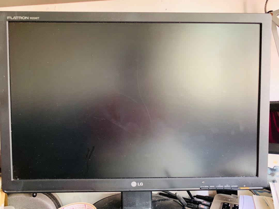 LG computer monitor 22”, Computers & Tech, Parts & Accessories, Monitor ...