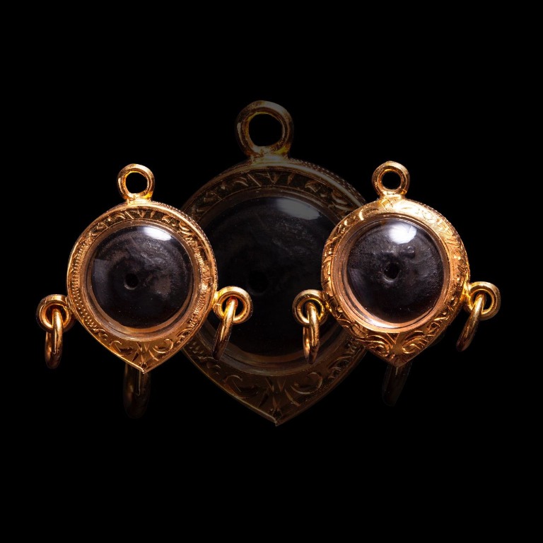 LP Boon Loop Om Jindamanee, Hobbies & Toys, Religious Items on Carousell