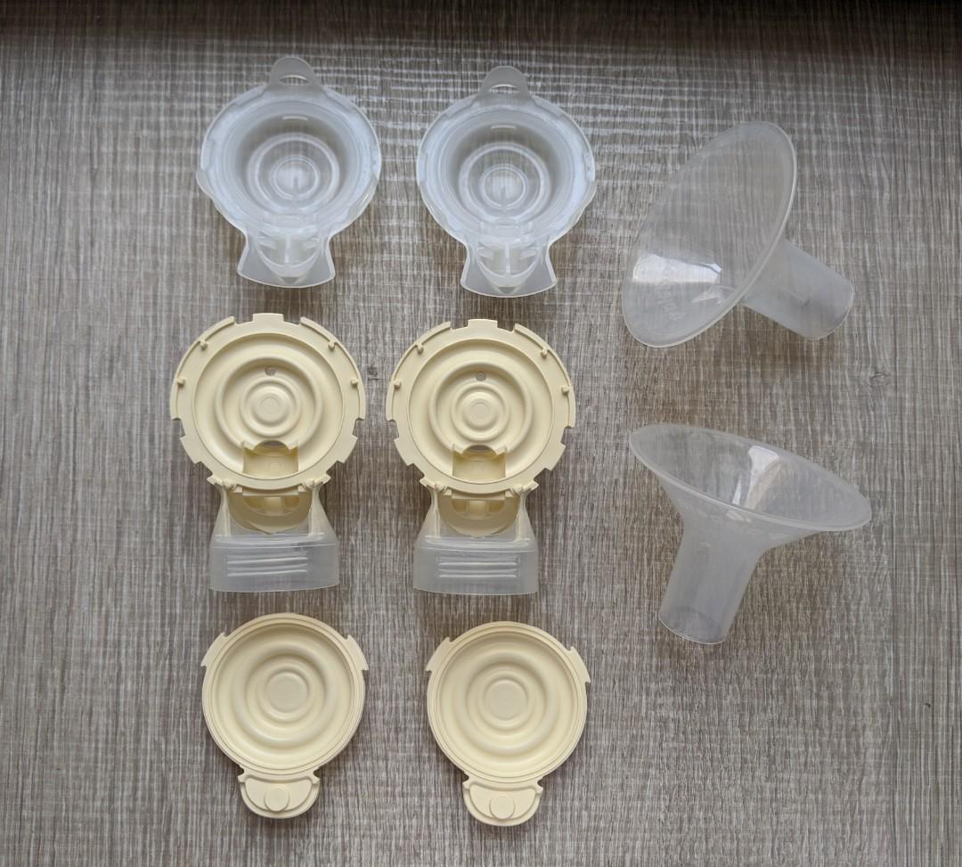 Medela connector and flange / breast shield, Babies & Kids, Nursing ...