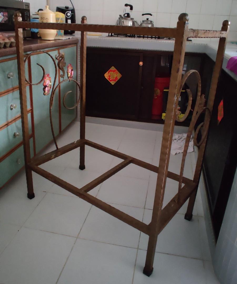 2 Tier 2.5ft x 1.5ft Wrought Iron Aquarium Stand, Pet Supplies, Homes ...