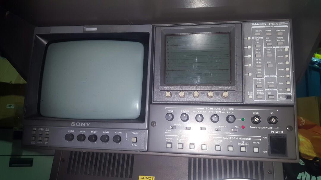 old recording system for collection $1200, Hobbies & Toys, Music ...