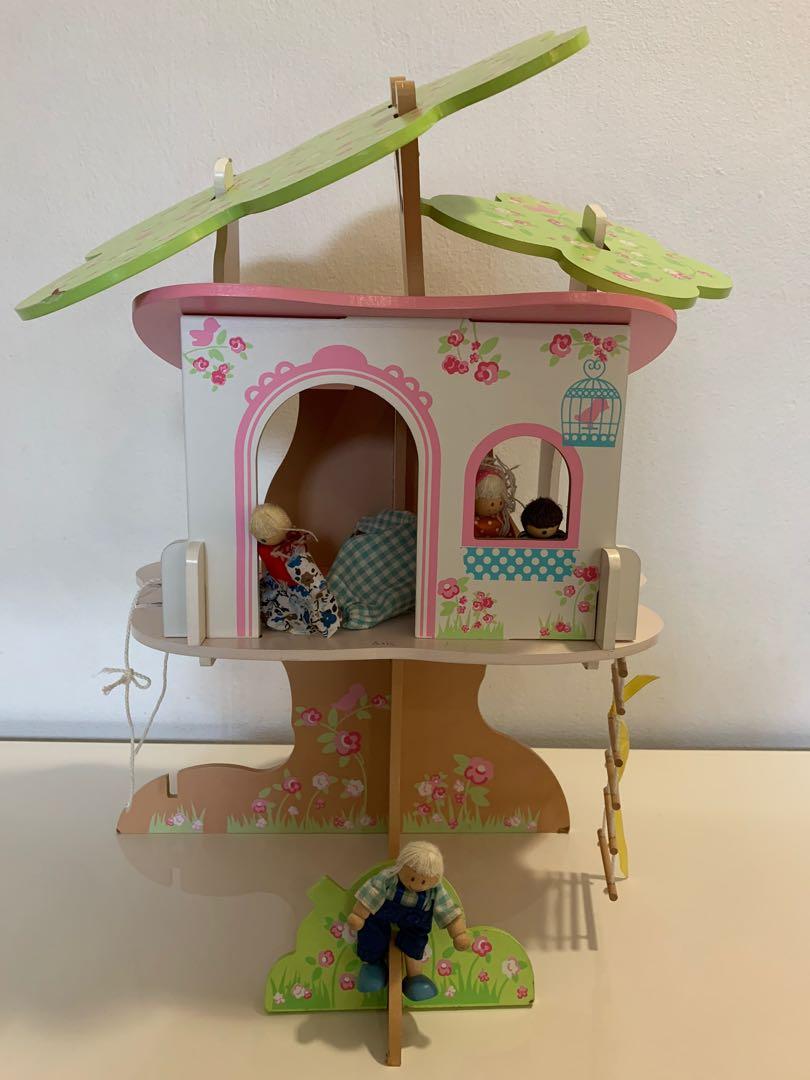 Pre-loved ELC doll house, Hobbies & Toys, Toys & Games on Carousell