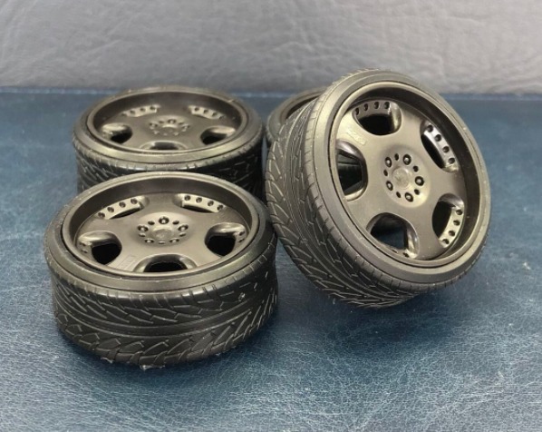 1/18 Mock Replica Display Rims, Car Accessories, Accessories on Carousell