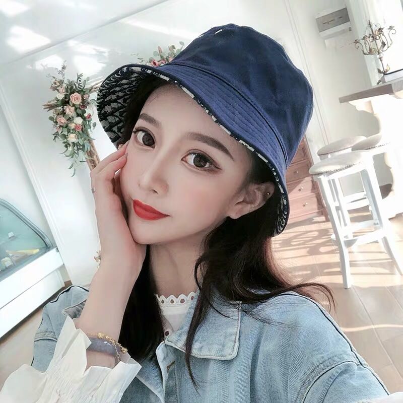 two ways hat, Women's Fashion, Watches & Accessories, Hats & Beanies on ...