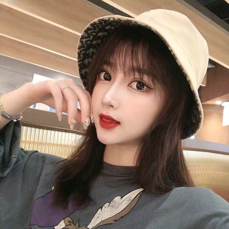 two ways hat, Women's Fashion, Watches & Accessories, Hats & Beanies on ...