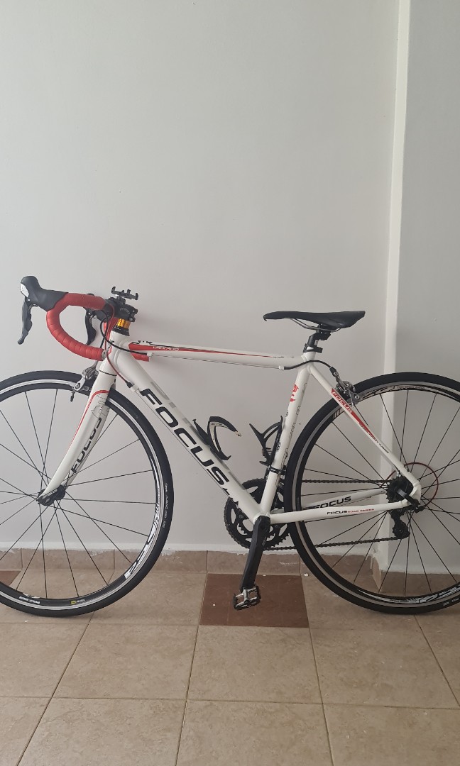 Focus Road Bike, Sports Equipment, Bicycles & Parts, Bicycles on Carousell
