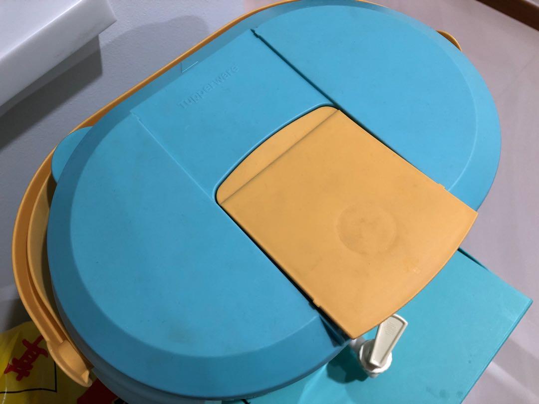 Tupperware water dispenser outdoor cooler 8.7L, TV & Home Appliances ...