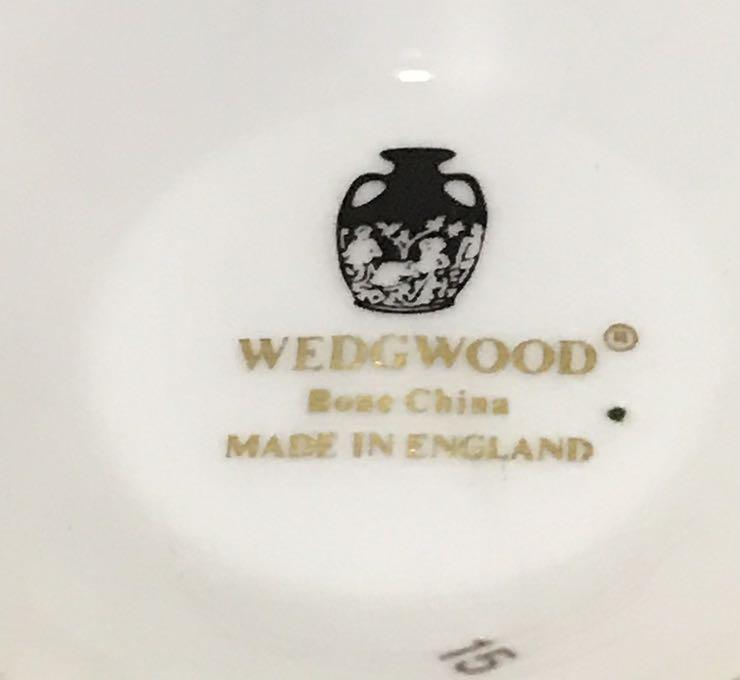 WEDGWOOD Ulander Powder Ruby , Women's Fashion, Jewelry & Organisers ...