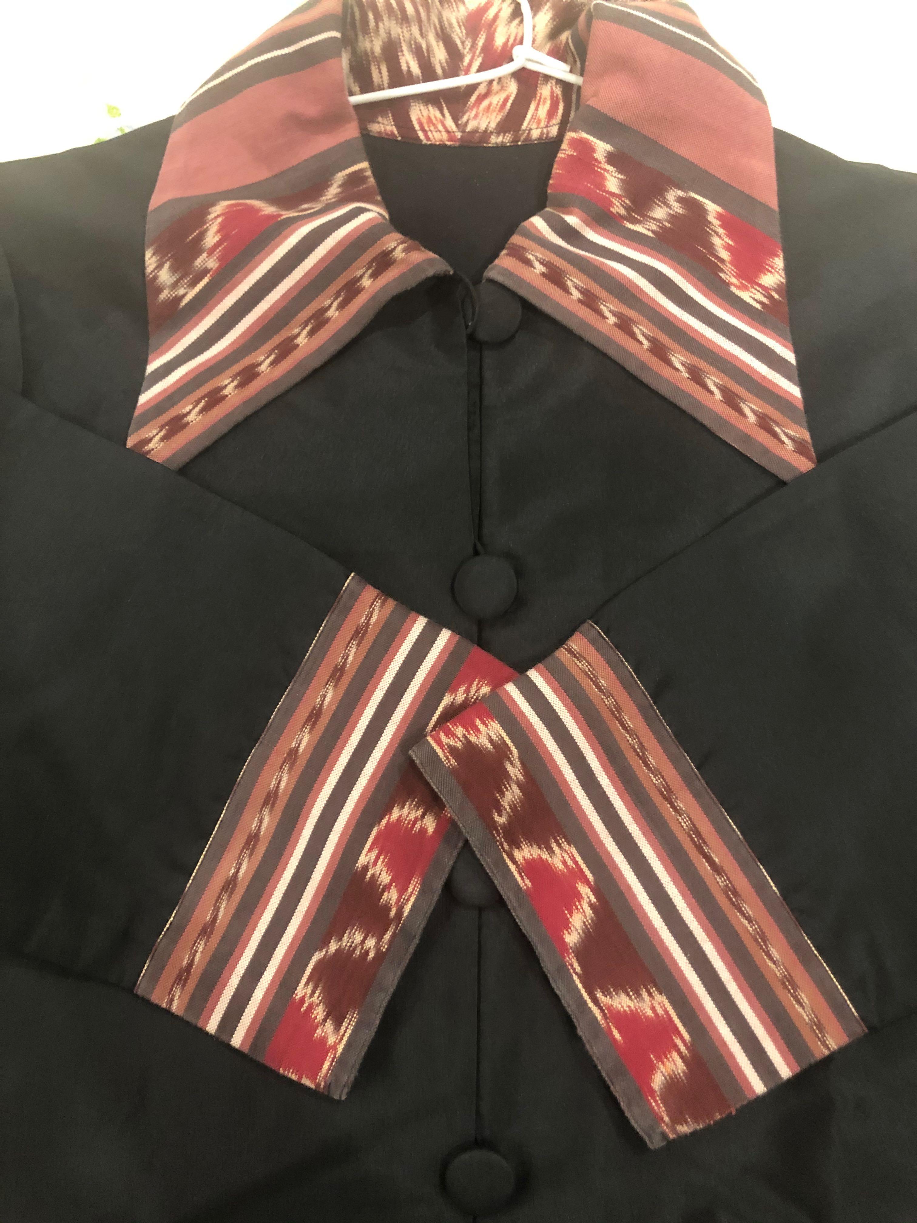 Batik Cual, Fesyen Wanita, Pakaian Wanita, Atasan di Carousell