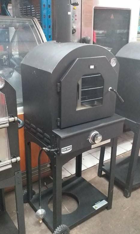 Coolabah Gas Pizza Oven Griller Smoker, Furniture & Home Living ...