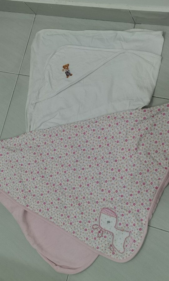 Newborn wrapper (Combo), Babies & Kids, Bathing & Changing, Other Baby ...